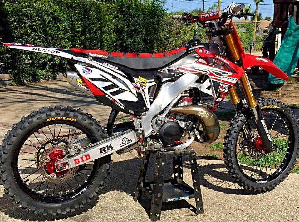 MOTO DU JOUR 250 CR Mx Bretagne MOTO DU JOUR 250 CR Mx Bretagne